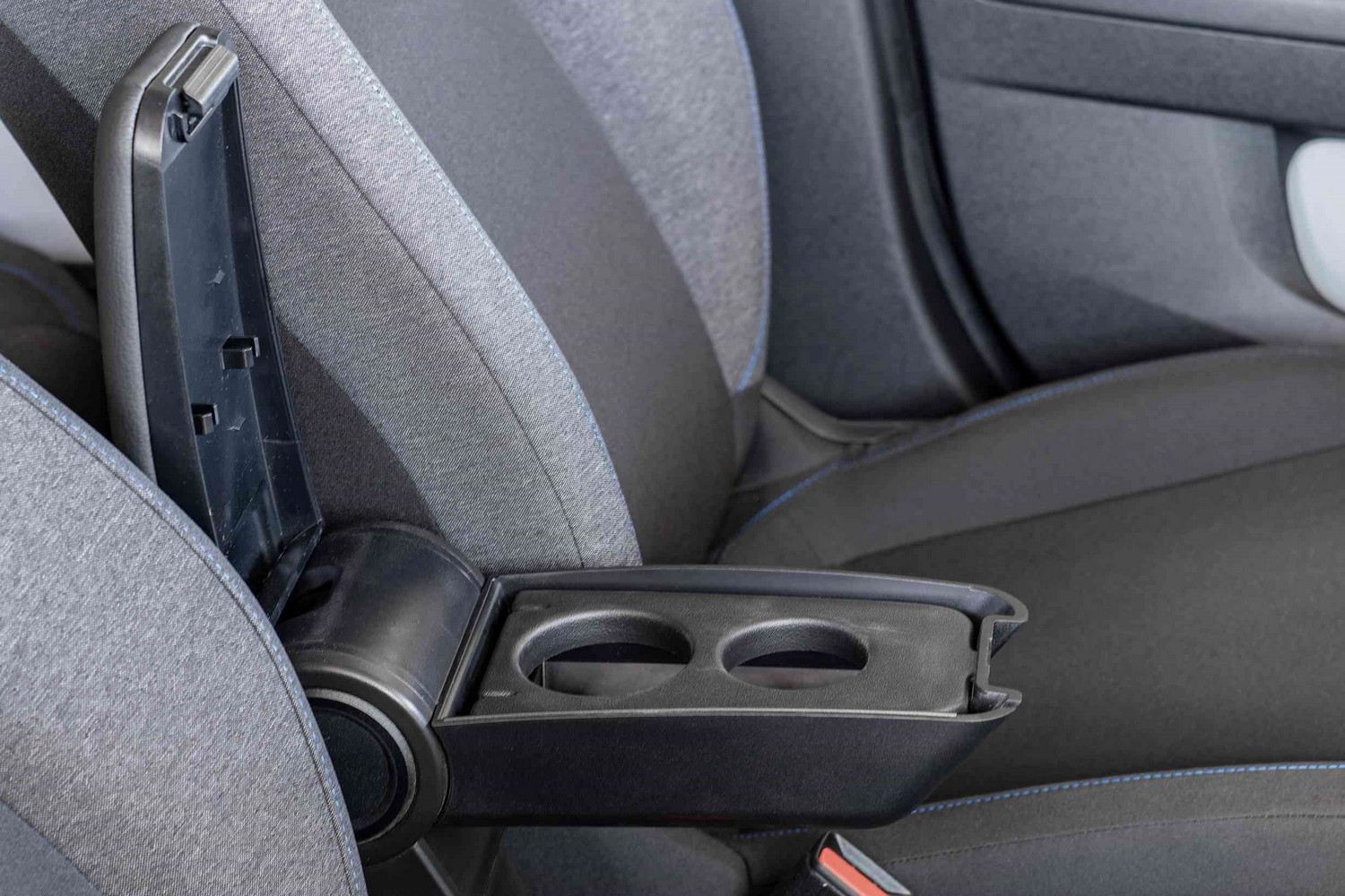 Cup holder for Armster 3 | CarParts-Expert