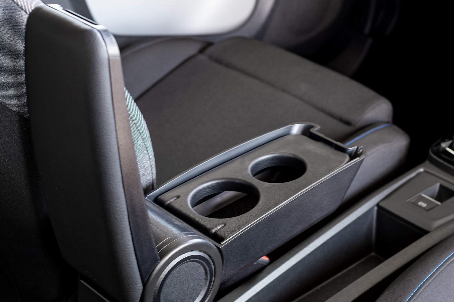 Cup holder for Armster 3 | CarParts-Expert