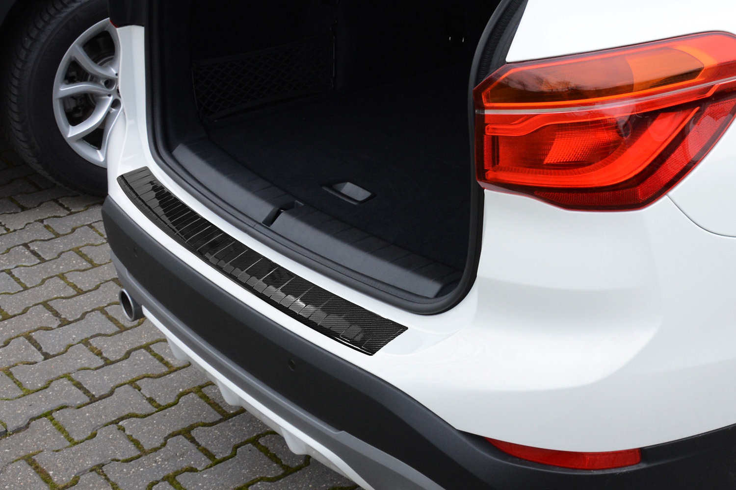 Ladekantenschutz BMW X1 (F48) Carbon | CarParts-Expert