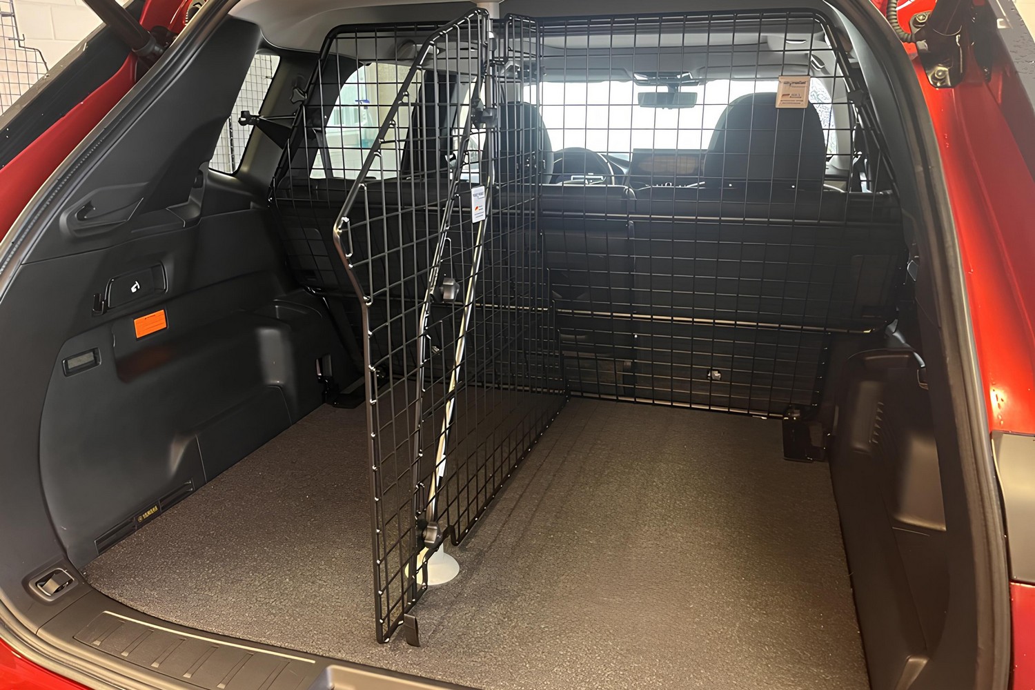 Dog guard Mitsubishi Outlander IV (GN) | CarParts-Expert