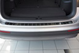 Rear bumper protector Volkswagen Tiguan II stainless steel high gloss | CPE
