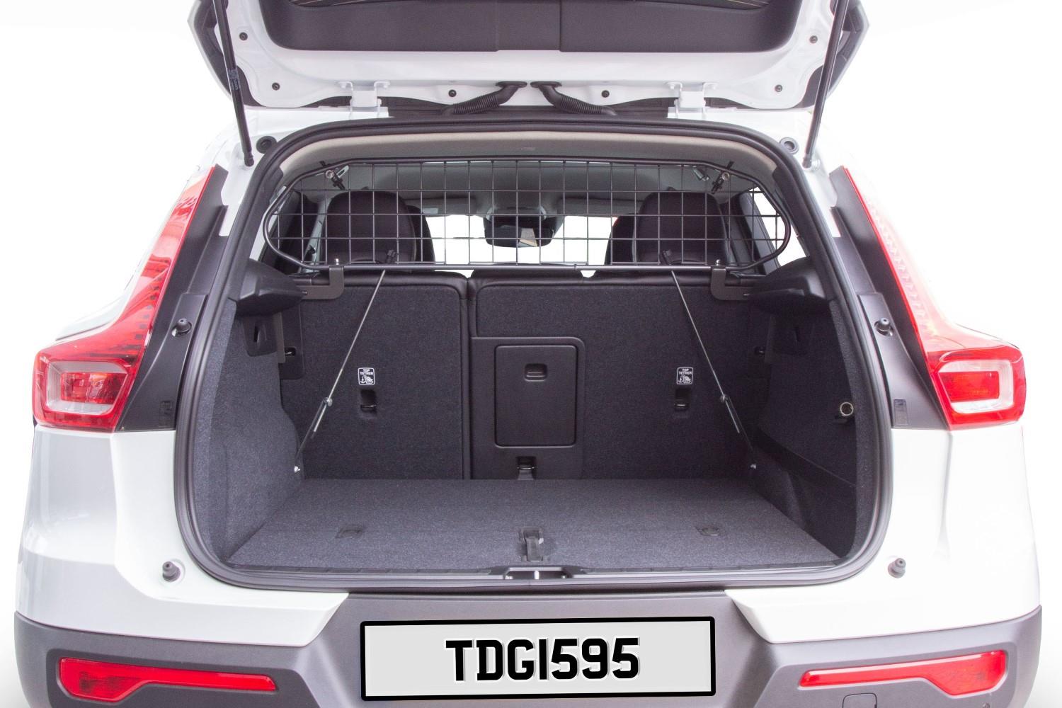 Dog guard Volvo XC40 | Car Parts Expert